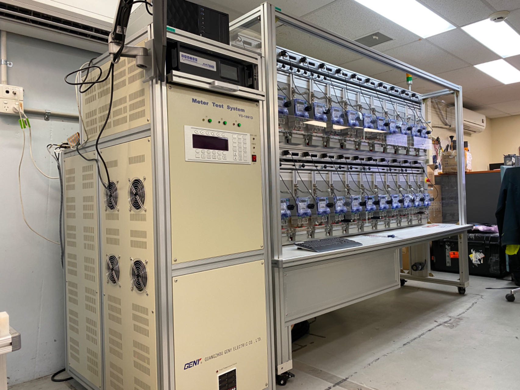 Stable and Accurate Stationary Meter Test Bench with Better Than 0.005% ...
